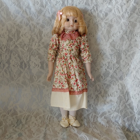 Vintage | Toys | Vtg 989 Lady Victoria Samantha Porcelain Doll | Poshmark